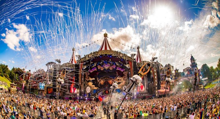 Tomorrowland Reveals Phase 1 of 2018 Lineup, Hardwell Returns - EDM Chicago