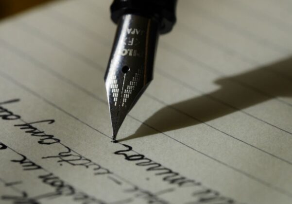 How to Write an Entertainment Speech Professionally - EDM Chicago