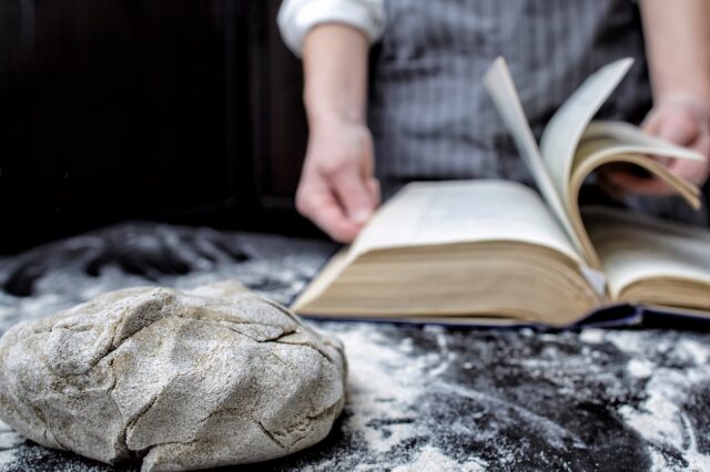 6 Tips for Creating Your Own Homemade Recipe Book - EDM Chicago