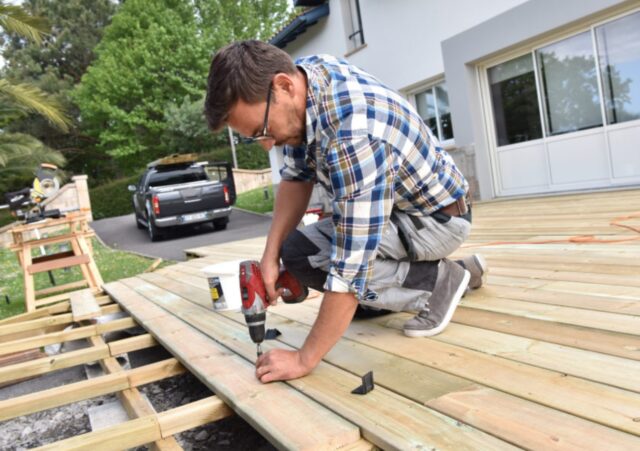 6 Tips and Tricks To Make Your Deck Building Process Easier - EDM Chicago