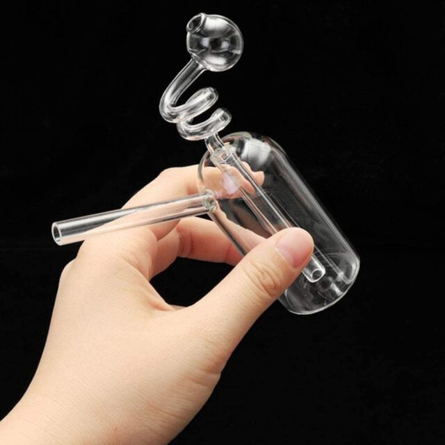 What are The Benefits of Owning a Bubbler Pipe? - EDM Chicago