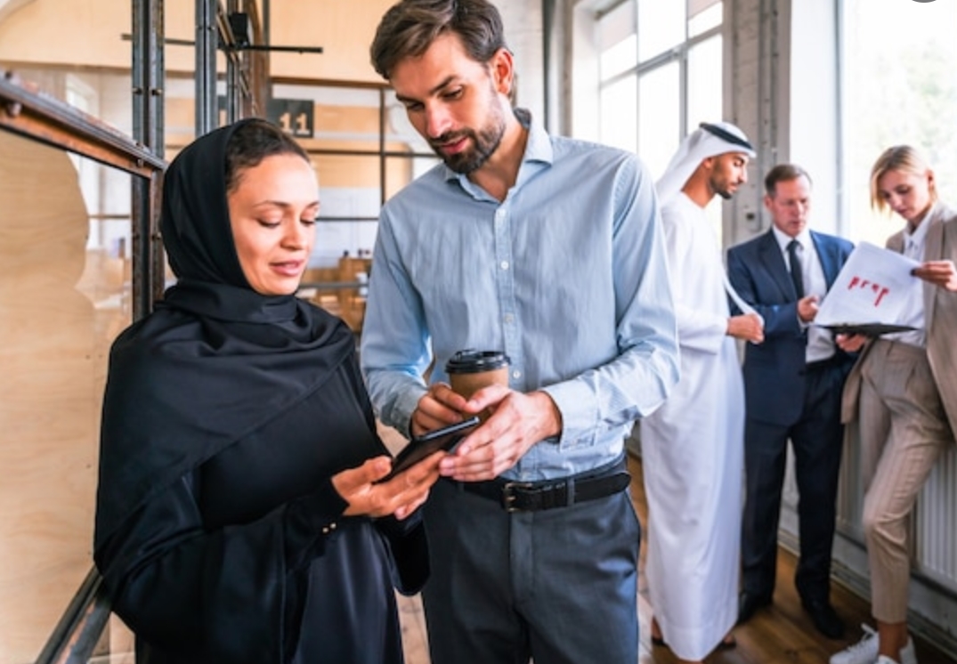 How To Use An International Calling Card When Travelling - EDM Chicago