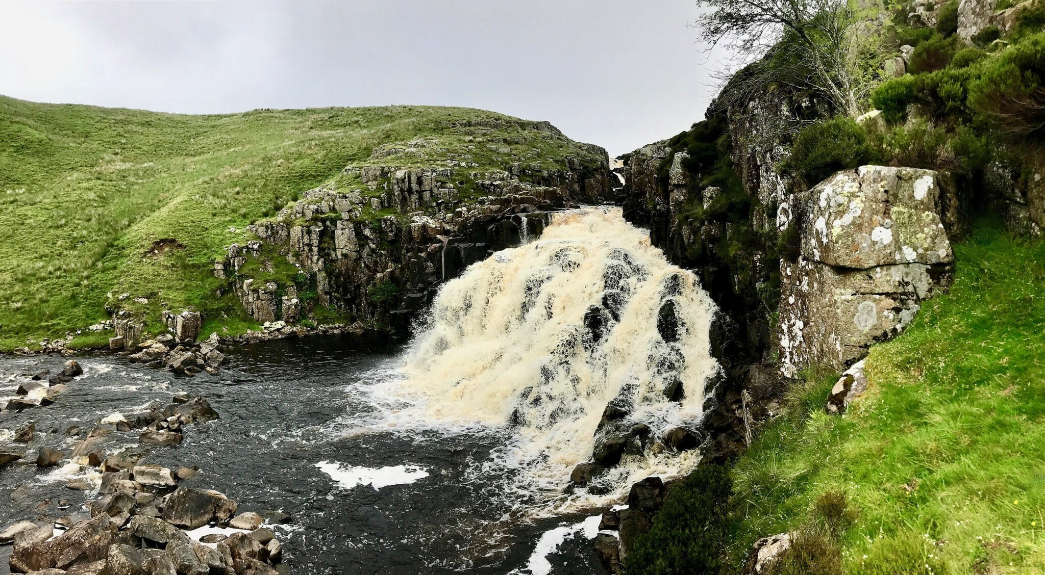 Road Trip Ideas: Top 9 Amazing Waterfalls to See in the UK - EDM Chicago