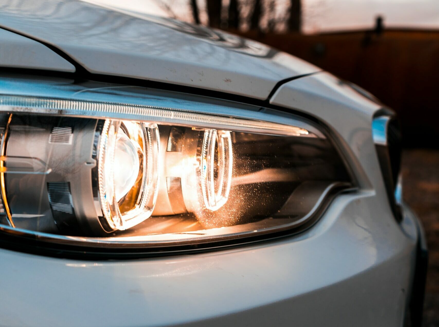 Bad Headlight Relay - 5 Solutions You Should Know - EDM Chicago