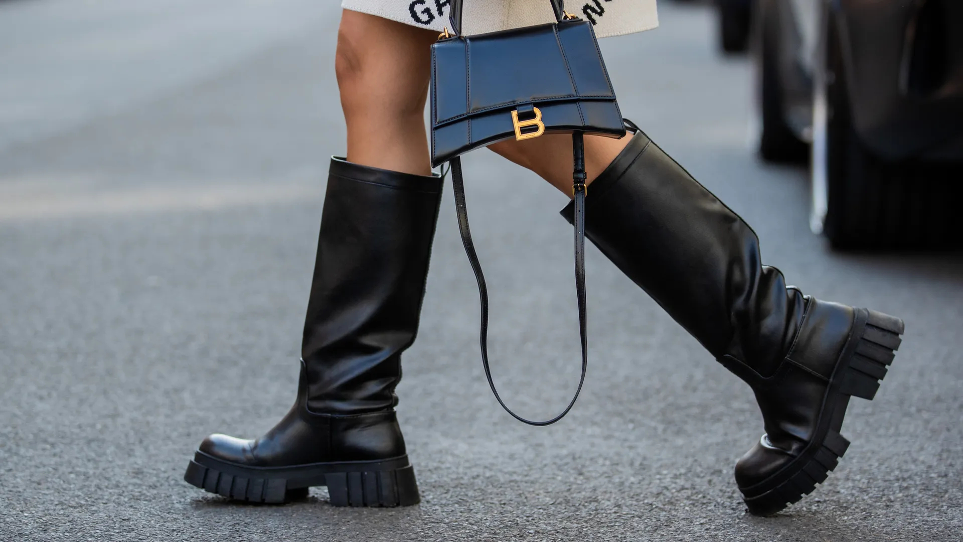How To Style Winter Boots With Any Outfit: 4 Fashion Tips - EDM Chicago
