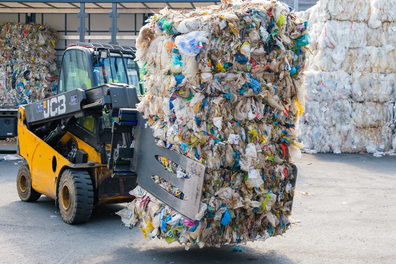 How Sorting Your Waste The Right Way Can Reduce Trash For The ...