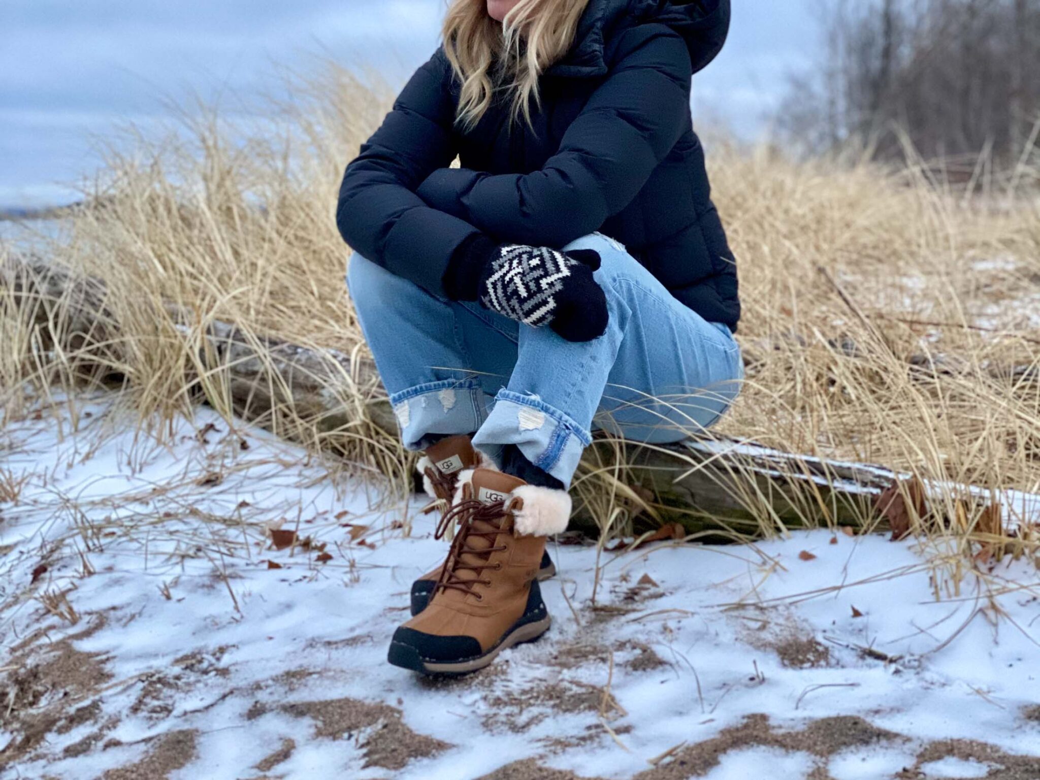 10 Chic Ways to Wear Snow Boots to the Office: How To Mix And Match ...