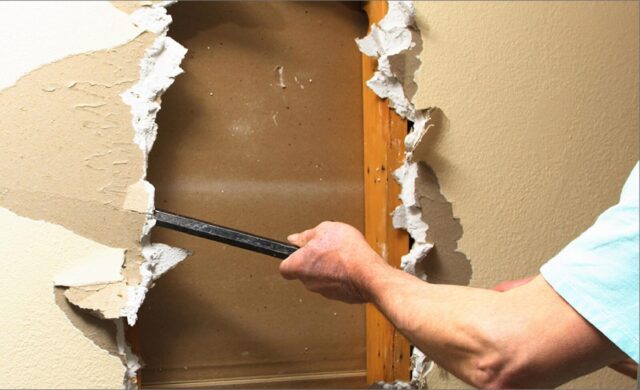 How to Remove a Wall in Your Home to Open It up More - 2024 Guide - EDM ...