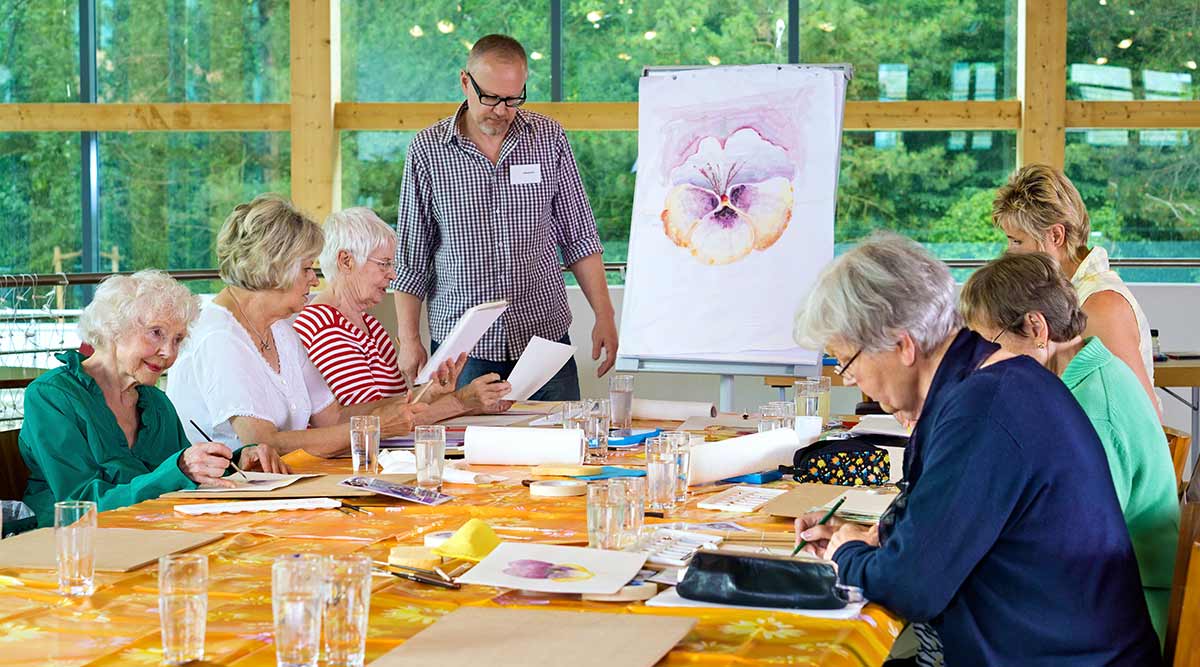 6 Essential Amenities and Features To Look For In a Senior Living ...