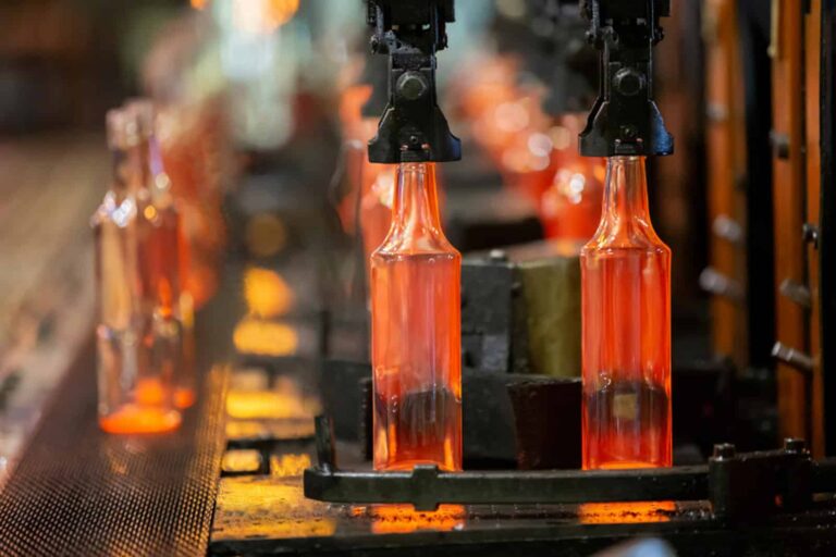 From Sand to Glass: The Fascinating Process of Glass Bottle ...
